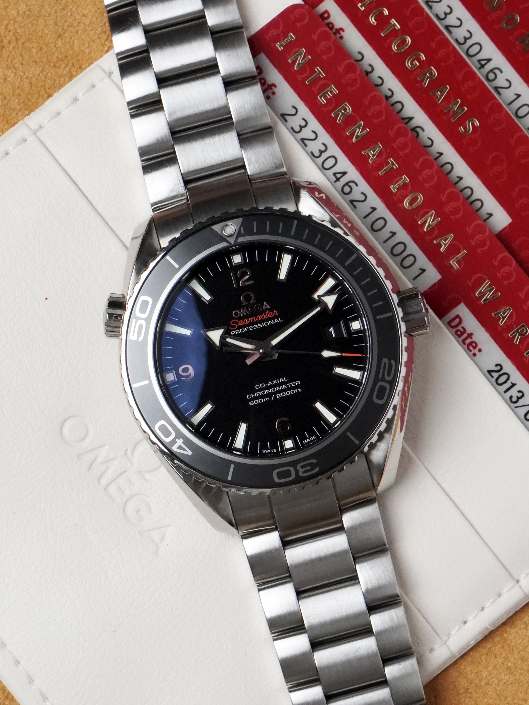 Omega Seamaster Planet Ocean 600m James Bond "SkyFall" 232.30.42.21.01 ...